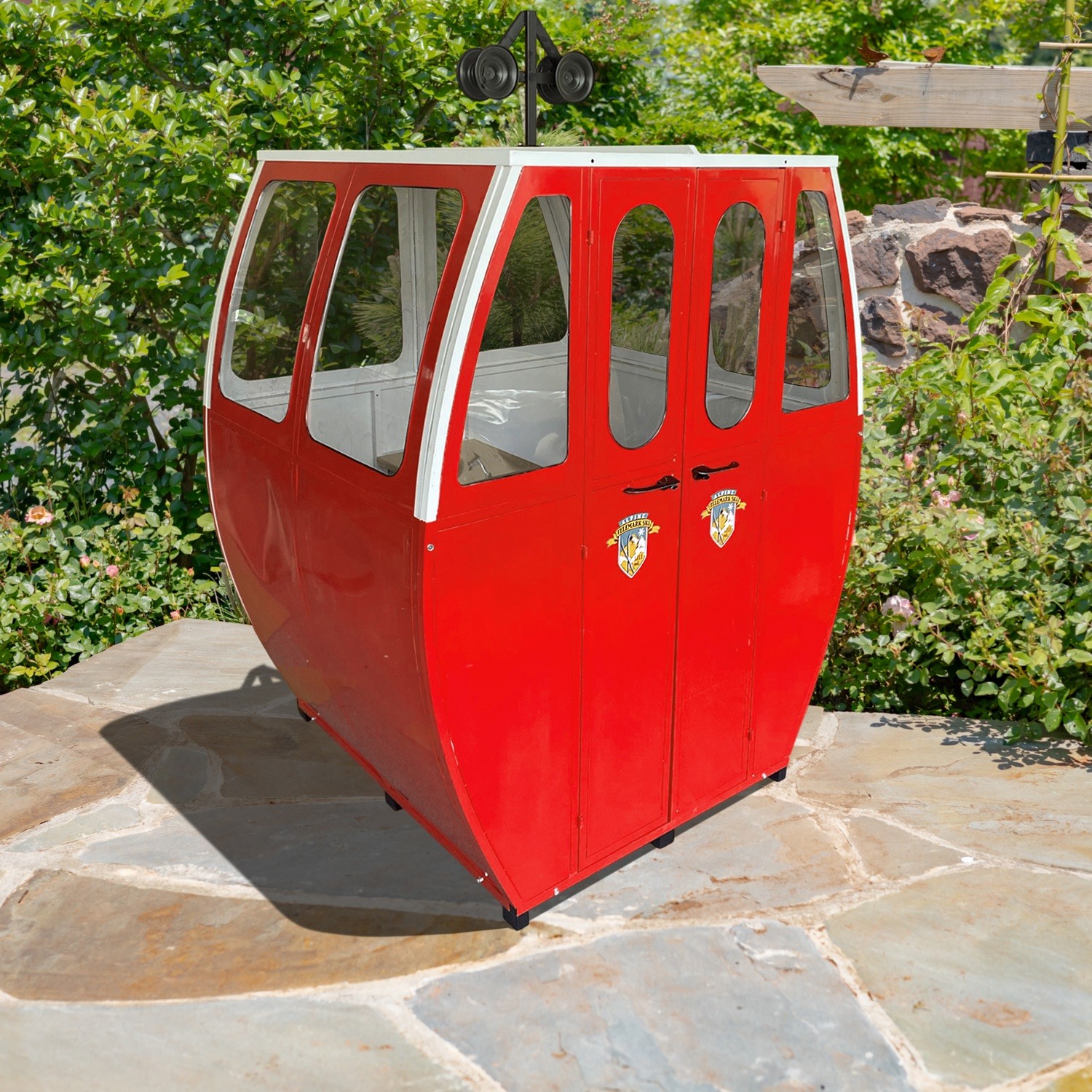 7.75ft. Tall Glossy Red Iron Gondola Display & Seating Area - Lesera